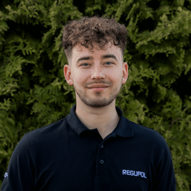 Ansprechpartner | REGUPOL Construction